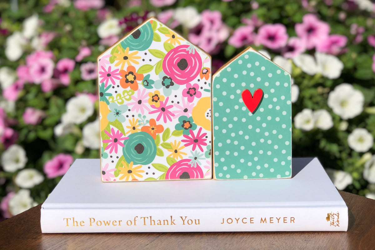 Kind Heart Cottage – Angie Kay Designs